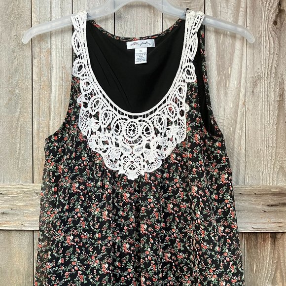 Ultra Pink | Tops | Ultra Pink Floral Pattern Crochet Bodice Tank Top ...